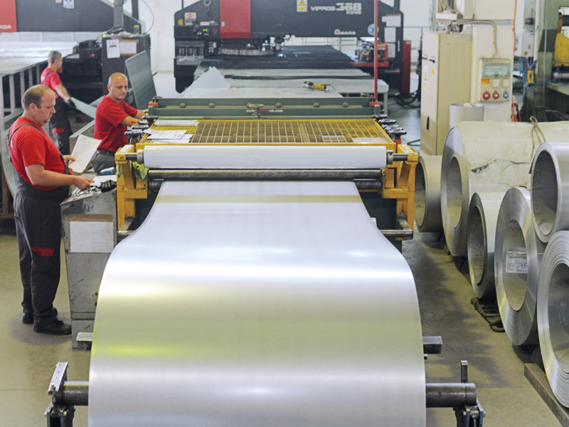 Schallschutz, Blechbearbeitung, Stahlbau für den Anlagenbau